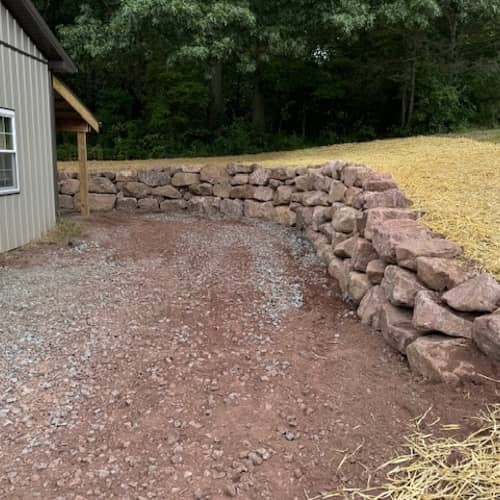 Retaining Walls - Cutting Edge Lawn And Landscaping LLC